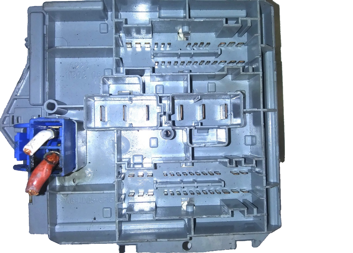 P68305537AD power distribution control module computer 2022-2024 Ram ...
